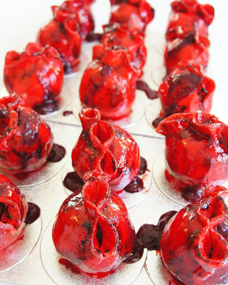 Individual Bloody Heart Cakes – Tuck Box Cakes